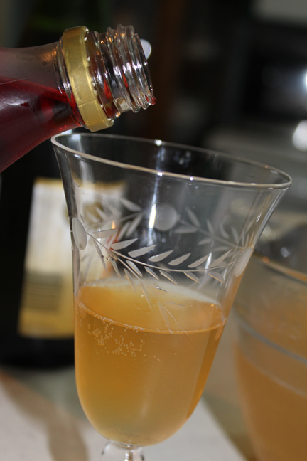 Baby Bellini Peach Mocktail | Savvy Entertaining